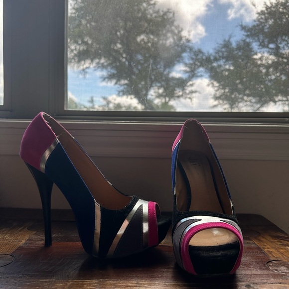 Shi by JOURNEYS | Shoes | Shi By Journeys Womens Platform Stiletto ...